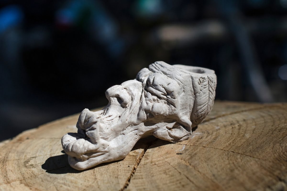 The Ancient Art of Clay Tobacco Pipes: A Journey Through Time