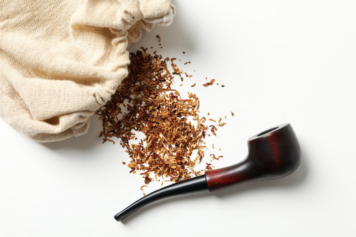 The History of Smoking Pipes: A Timeless Tradition